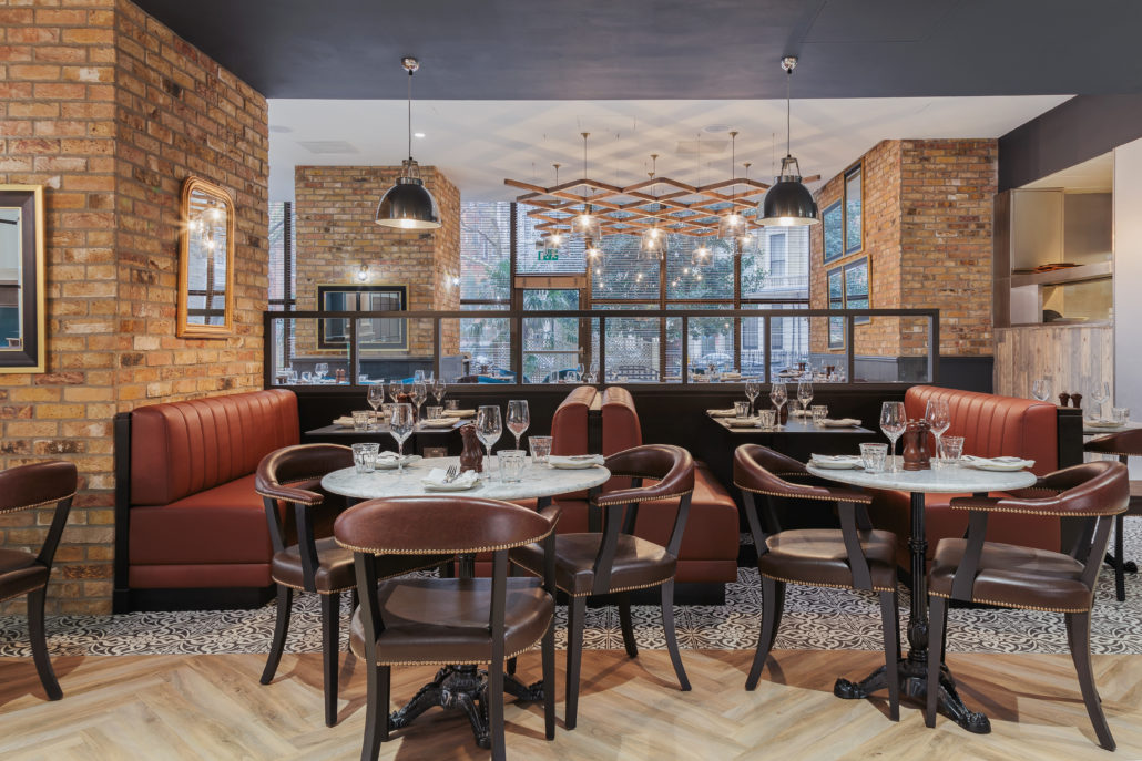 Summer drinks and dinner at The Ashburn S.W.7 Bar And restaurant ...